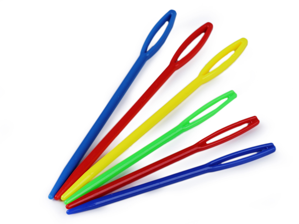 Plastic Needles mix of sizes | STOKLASA Haberdashery and Fabrics